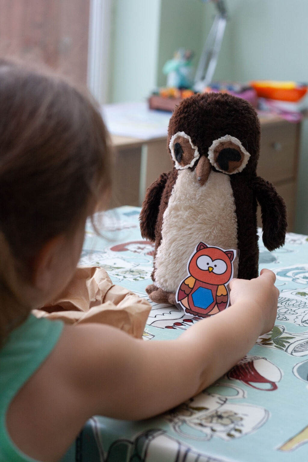 FREE Printable Owl Shape Game for Toddlers and Preschoolers