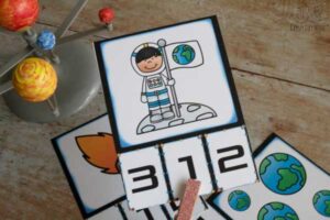 FREE Printable Space Count and Clip Cards 1 to 5 - Rainy Day Mum Shop